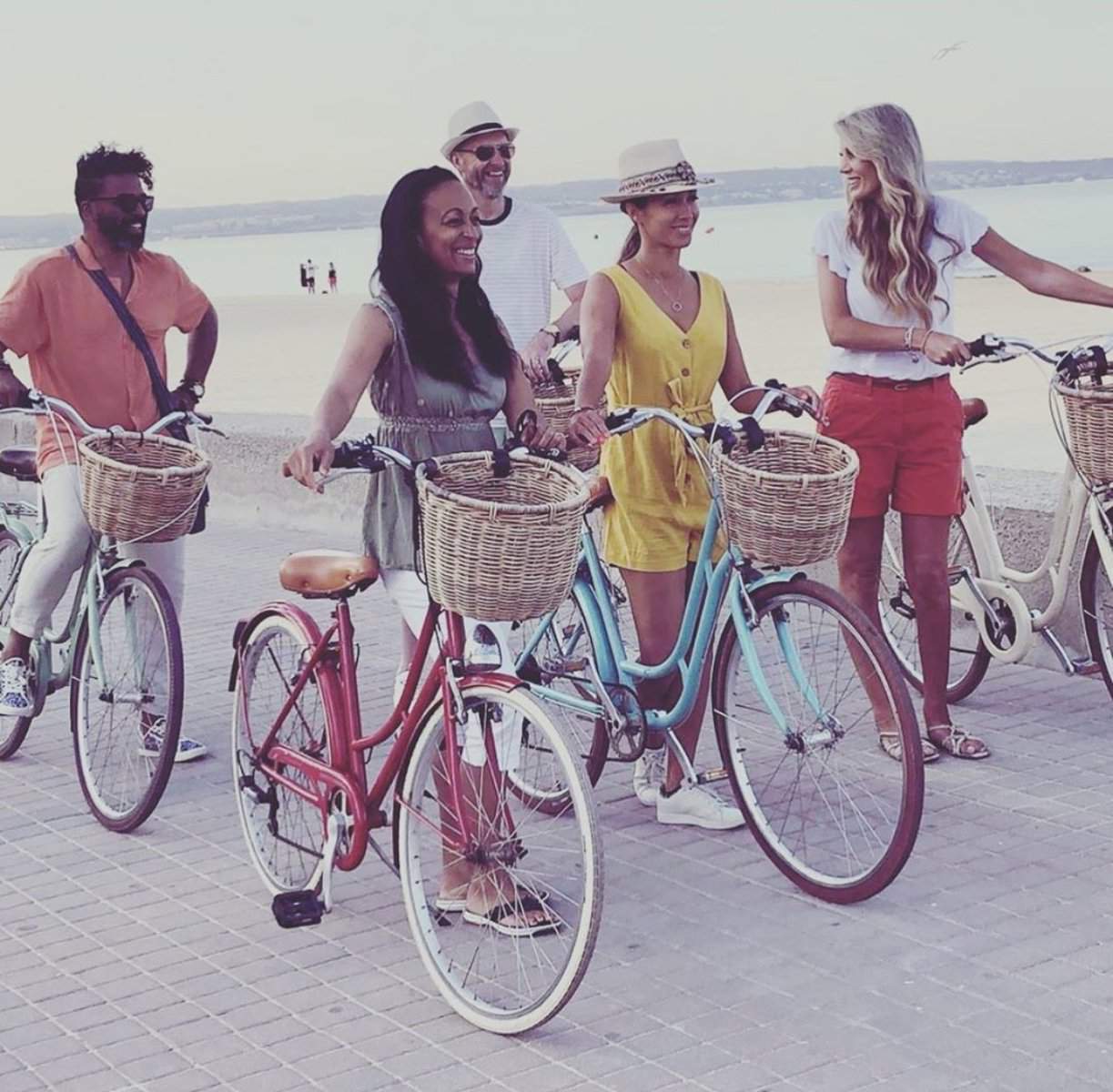 Fun in the Sun for five lucky models – Models Direct